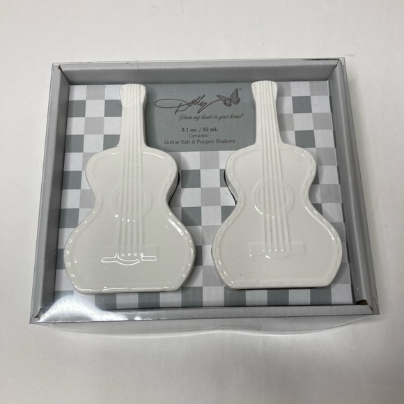 Dolly Parton | Kitchen | Dolly Parton Ceramic Guitar Salt And Pepper ...